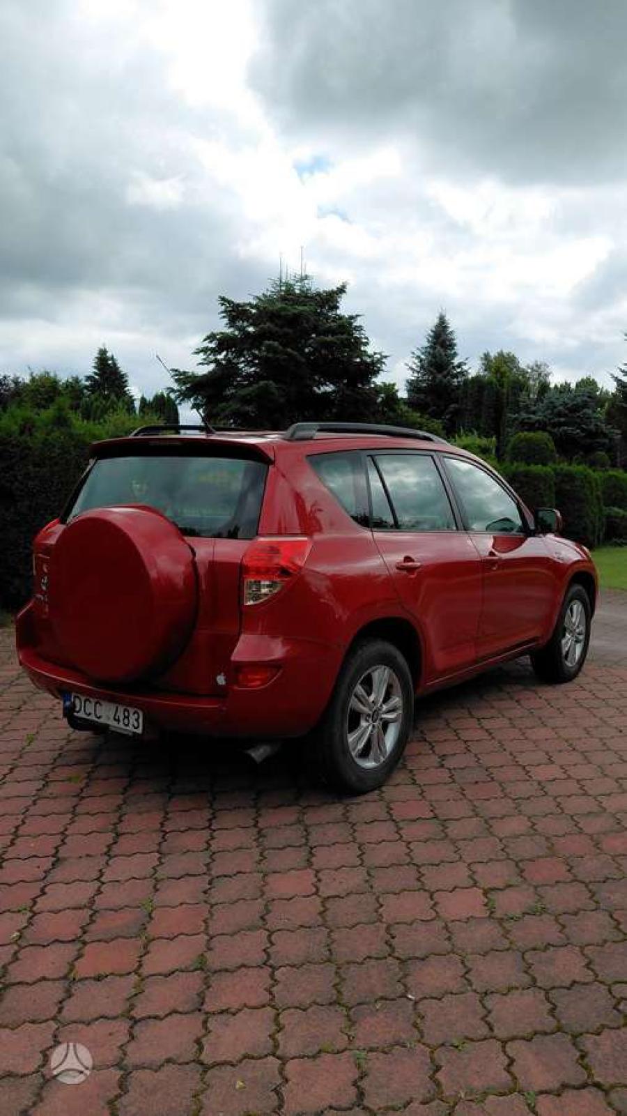 Red Toyota RAV4 2007 in Vilnius, with an engine capacity of 2.23 L and mileage of 272 thousand km for 2900 €, photo 7 on AUTOMOTO.COM.LV