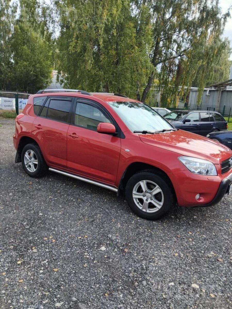 Sarkans Toyota RAV4 2008 Rīga, ar dzinēja tilpumu 2.00 L un nobraukumu 222 tūkst. km par 5200 €, foto 4 vietnē AUTOMOTO.COM.LV