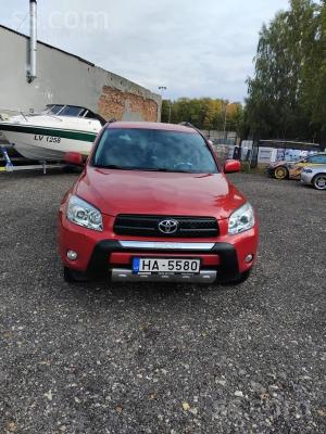Sarkans Toyota RAV4 2008 Rīga, ar dzinēja tilpumu 2.00 L un nobraukumu 222 tūkst. km par 5200 €, foto 12 vietnē AUTOMOTO.COM.LV