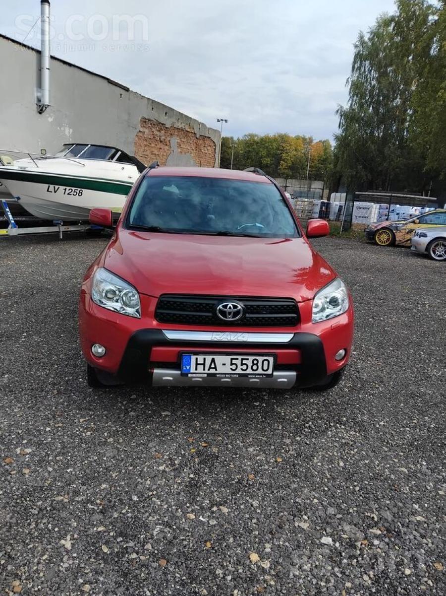 Sarkans Toyota RAV4 2008 Rīga, ar dzinēja tilpumu 2.00 L un nobraukumu 222 tūkst. km par 5200 €, foto 12 vietnē AUTOMOTO.COM.LV