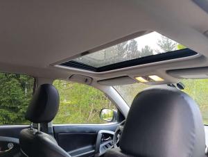 Sarkans Toyota RAV4 2010 Viļņa, ar dzinēja tilpumu 2.20 L un nobraukumu 180 tūkst. km par 7200 €, foto 11 vietnē AUTOMOTO.COM.LV