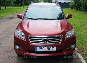 Red Toyota RAV4 2010 in Narva, with an engine capacity of 2.20 L and mileage of 145 thousand km for 4500 €, photo  on AUTOMOTO.COM.LV
