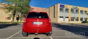 Красный Тойота РАВ 4 2011 в Рига, объемом двигателя 2.00 л и пробегом 190 тыс. км за 8000 €, фото 3 на AUTOMOTO.COM.LV