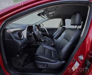 Sarkans Toyota RAV4 2013 Tukums, ar dzinēja tilpumu 2.00 L un nobraukumu 259 tūkst. km par 10890 €, foto 6 vietnē AUTOMOTO.COM.LV