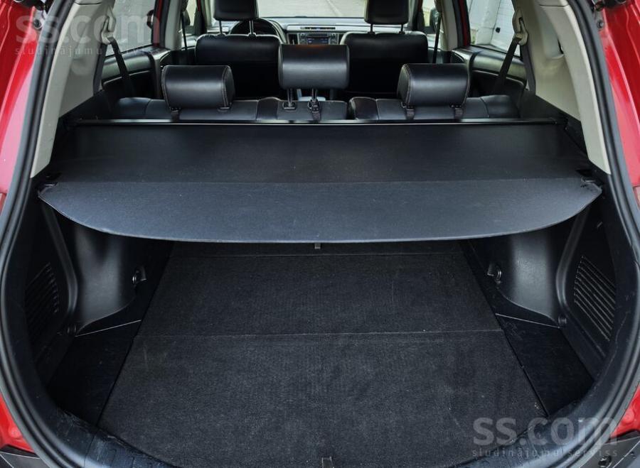 Sarkans Toyota RAV4 2013 Tukums, ar dzinēja tilpumu 2.00 L un nobraukumu 259 tūkst. km par 10890 €, foto 8 vietnē AUTOMOTO.COM.LV