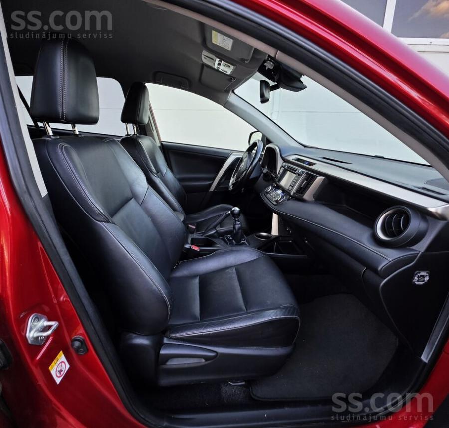 Sarkans Toyota RAV4 2013 Tukums, ar dzinēja tilpumu 2.00 L un nobraukumu 259 tūkst. km par 10890 €, foto 10 vietnē AUTOMOTO.COM.LV
