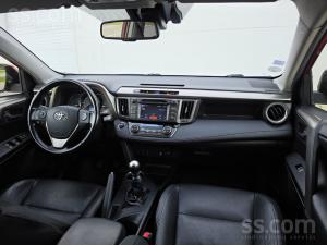 Sarkans Toyota RAV4 2013 Tukums, ar dzinēja tilpumu 2.00 L un nobraukumu 259 tūkst. km par 10890 €, foto 20 vietnē AUTOMOTO.COM.LV