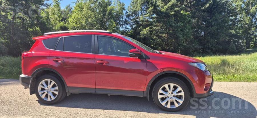 Sarkans Toyota RAV4 2013 Rīga, ar dzinēja tilpumu 2.20 L un nobraukumu 180 tūkst. km par 12100 €, foto 3 vietnē AUTOMOTO.COM.LV