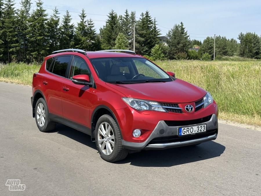 Red Toyota RAV4 2013 in Vilnius, with an engine capacity of 2.20 L and mileage of 210 thousand km for 11000 €, photo 4 on AUTOMOTO.COM.LV