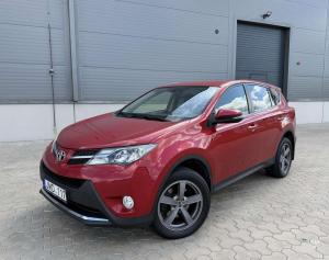 Sarkans Toyota RAV4 2013 Kauņa, ar dzinēja tilpumu 2.23 L un nobraukumu 176 tūkst. km par 10800 €, foto  vietnē AUTOMOTO.COM.LV