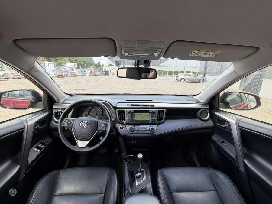 Sarkans Toyota RAV4 2013 Kauņa, ar dzinēja tilpumu 2.23 L un nobraukumu 176 tūkst. km par 10800 €, foto 19 vietnē AUTOMOTO.COM.LV