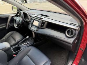 Sarkans Toyota RAV4 2013 Kauņa, ar dzinēja tilpumu 2.23 L un nobraukumu 176 tūkst. km par 10800 €, foto 21 vietnē AUTOMOTO.COM.LV