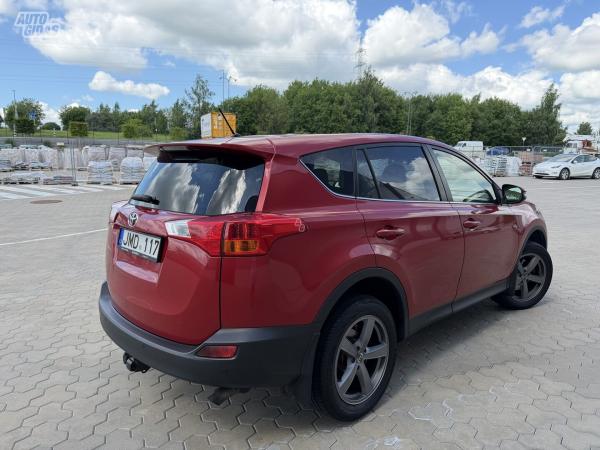 Sarkans Toyota RAV4 2013 Kauņa, ar dzinēja tilpumu 2.20 L un nobraukumu 176 tūkst. km par 10800 €, foto 5 vietnē AUTOMOTO.COM.LV