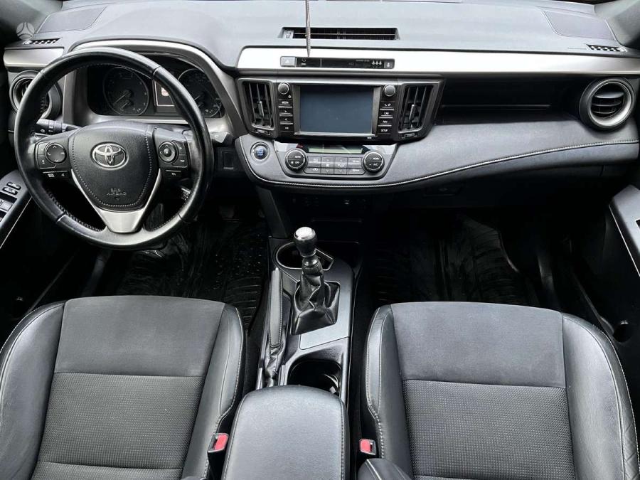 Sarkans Toyota RAV4 2015 Telšiai, ar dzinēja tilpumu 2.00 L un nobraukumu 156 tūkst. km par 14350 €, foto 21 vietnē AUTOMOTO.COM.LV
