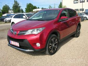 Red Toyota RAV4 2015 in Riga, with an engine capacity of 2.00 L and mileage of 182 thousand km for 10950 €, photo  on AUTOMOTO.COM.LV