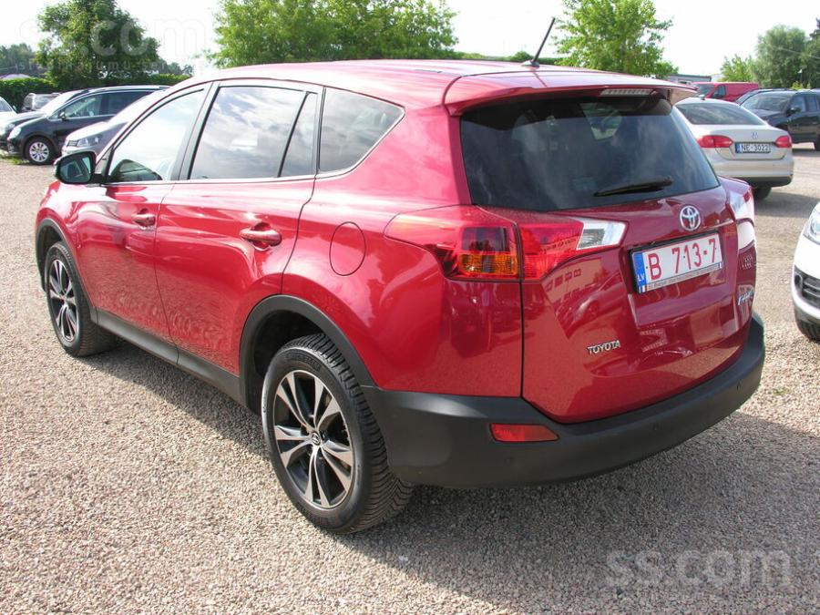 Sarkans Toyota RAV4 2015 Rīga, ar dzinēja tilpumu 2.00 L un nobraukumu 182 tūkst. km par 10950 €, foto 5 vietnē AUTOMOTO.COM.LV