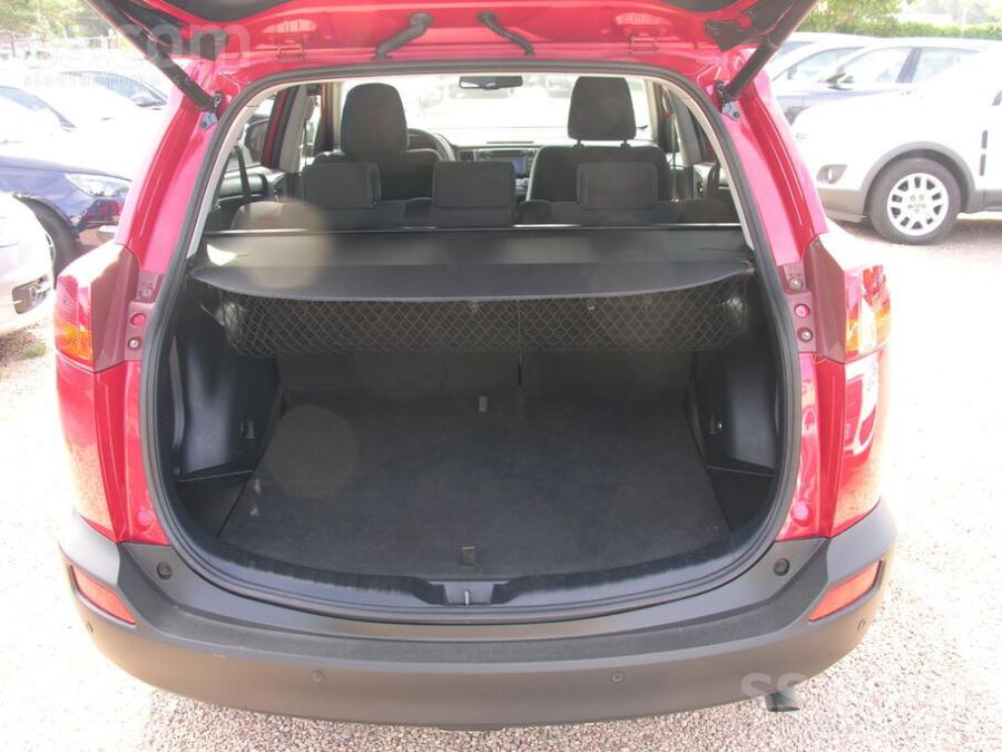Sarkans Toyota RAV4 2015 Rīga, ar dzinēja tilpumu 2.00 L un nobraukumu 182 tūkst. km par 10950 €, foto 6 vietnē AUTOMOTO.COM.LV