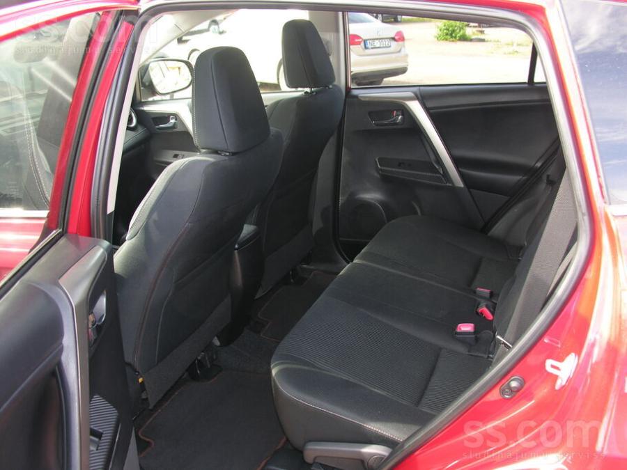 Sarkans Toyota RAV4 2015 Rīga, ar dzinēja tilpumu 2.00 L un nobraukumu 182 tūkst. km par 10950 €, foto 10 vietnē AUTOMOTO.COM.LV