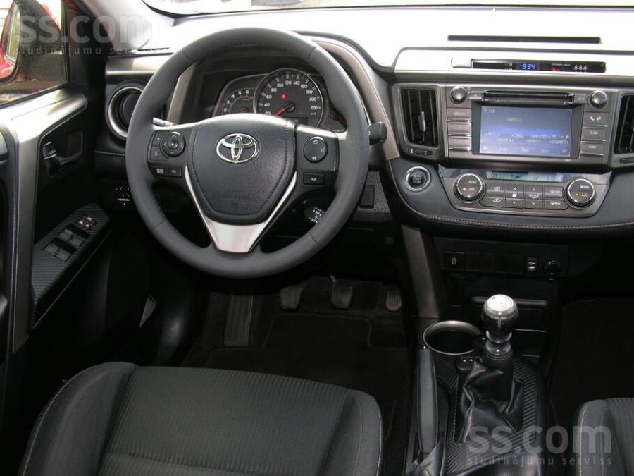 Sarkans Toyota RAV4 2015 Rīga, ar dzinēja tilpumu 2.00 L un nobraukumu 182 tūkst. km par 10950 €, foto 17 vietnē AUTOMOTO.COM.LV