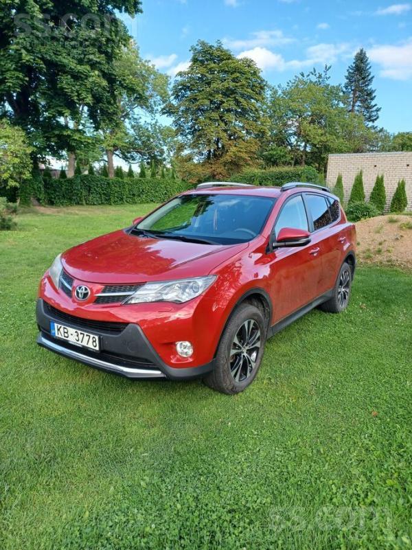 Sarkans Toyota RAV4 2015 Madona, ar dzinēja tilpumu 2.00 L un nobraukumu 236 tūkst. km par 13250 €, foto 1 vietnē AUTOMOTO.COM.LV