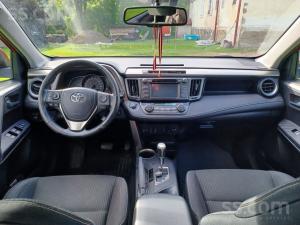 Sarkans Toyota RAV4 2015 Madona, ar dzinēja tilpumu 2.00 L un nobraukumu 236 tūkst. km par 13250 €, foto 7 vietnē AUTOMOTO.COM.LV