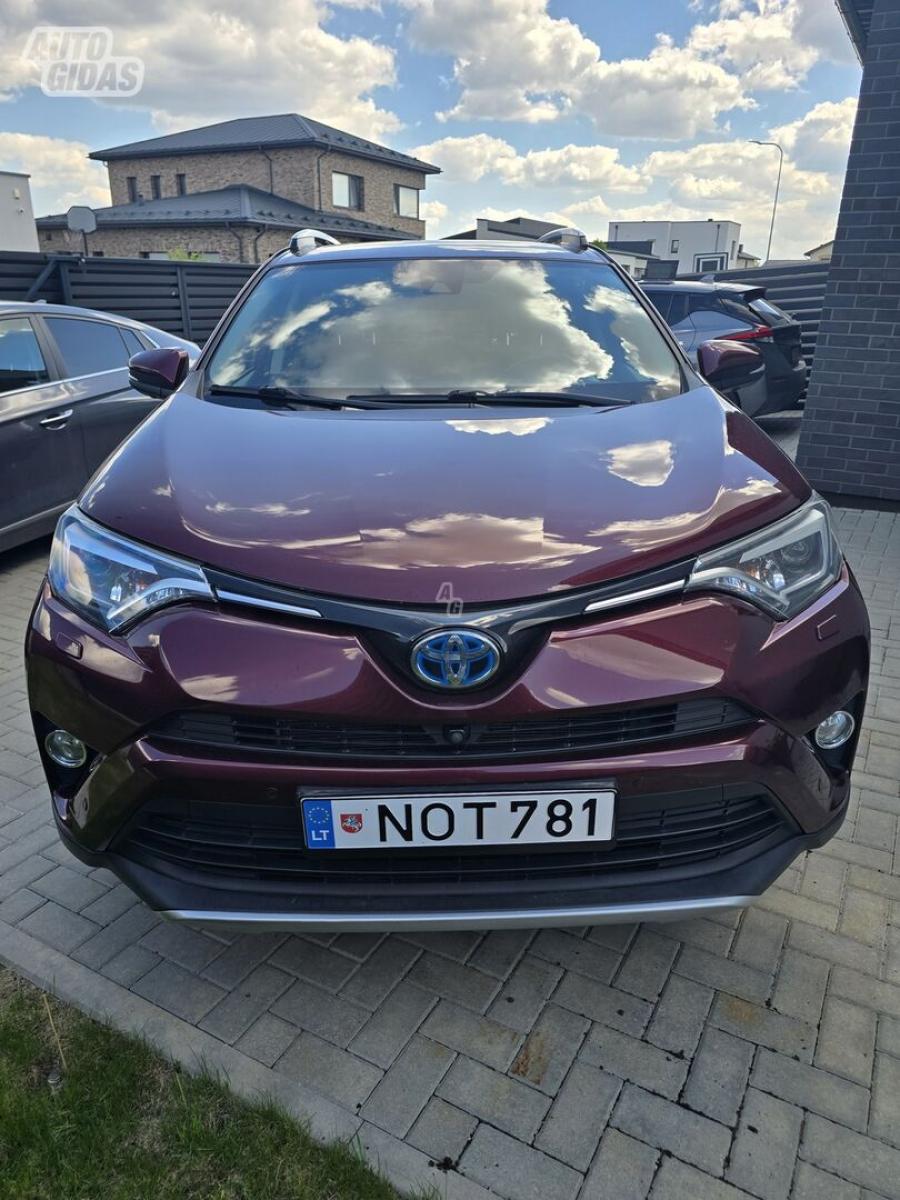 Sarkans Toyota RAV4 2016 Viļņa, ar dzinēja tilpumu 2.50 L un nobraukumu 280 tūkst. km par 15300 €, foto 1 vietnē AUTOMOTO.COM.LV