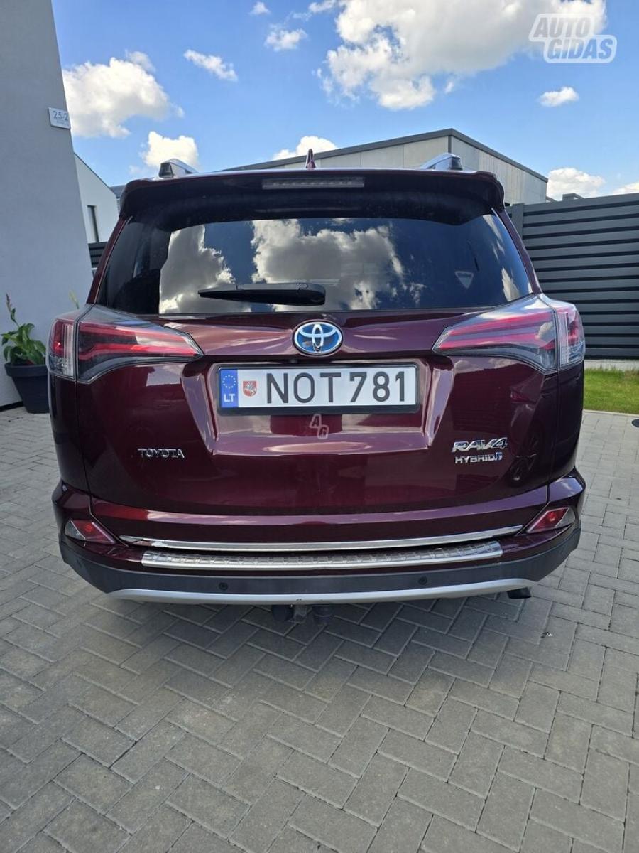 Sarkans Toyota RAV4 2016 Viļņa, ar dzinēja tilpumu 2.50 L un nobraukumu 280 tūkst. km par 15300 €, foto 6 vietnē AUTOMOTO.COM.LV