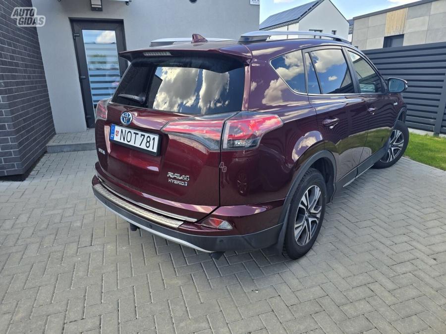 Sarkans Toyota RAV4 2016 Viļņa, ar dzinēja tilpumu 2.50 L un nobraukumu 280 tūkst. km par 15300 €, foto 9 vietnē AUTOMOTO.COM.LV