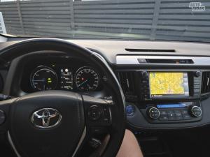 Sarkans Toyota RAV4 2016 Viļņa, ar dzinēja tilpumu 2.50 L un nobraukumu 280 tūkst. km par 15300 €, foto 15 vietnē AUTOMOTO.COM.LV