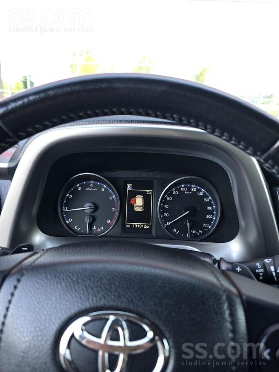 Sarkans Toyota RAV4 2016 Rīga, ar dzinēja tilpumu 2.00 L un nobraukumu 131 tūkst. km par 16500 €, foto 8 vietnē AUTOMOTO.COM.LV