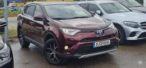 Red Toyota RAV4 2016 in Kaunas, with an engine capacity of 2.49 L and mileage of 269 thousand km for 16750 €, photo  on AUTOMOTO.COM.LV