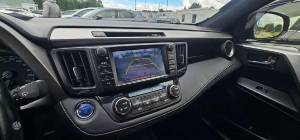 Sarkans Toyota RAV4 2016 Kauņa, ar dzinēja tilpumu 2.49 L un nobraukumu 269 tūkst. km par 16750 €, foto 9 vietnē AUTOMOTO.COM.LV