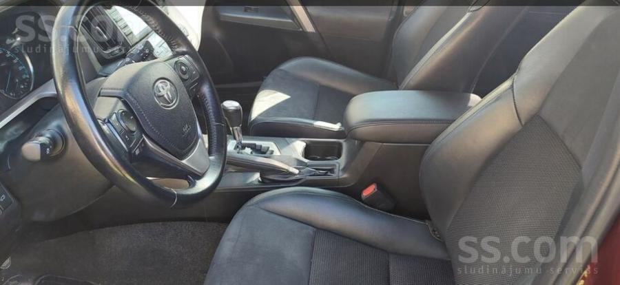 Sarkans Toyota RAV4 2016 Rīga, ar dzinēja tilpumu 2.00 L un nobraukumu 142 tūkst. km par 16600 €, foto 8 vietnē AUTOMOTO.COM.LV