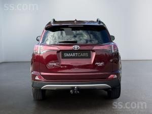 Sarkans Toyota RAV4 2016 Rīga, ar dzinēja tilpumu 2.00 L un nobraukumu 251 tūkst. km par 14260 €, foto 5 vietnē AUTOMOTO.COM.LV