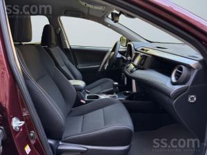 Sarkans Toyota RAV4 2016 Rīga, ar dzinēja tilpumu 2.00 L un nobraukumu 251 tūkst. km par 14260 €, foto 16 vietnē AUTOMOTO.COM.LV
