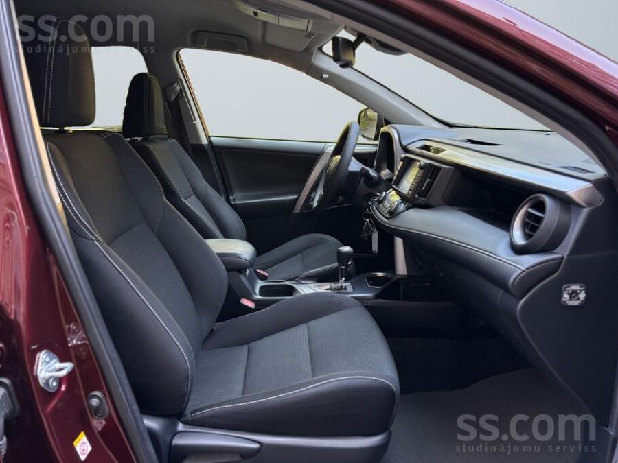 Sarkans Toyota RAV4 2016 Rīga, ar dzinēja tilpumu 2.00 L un nobraukumu 251 tūkst. km par 14260 €, foto 16 vietnē AUTOMOTO.COM.LV