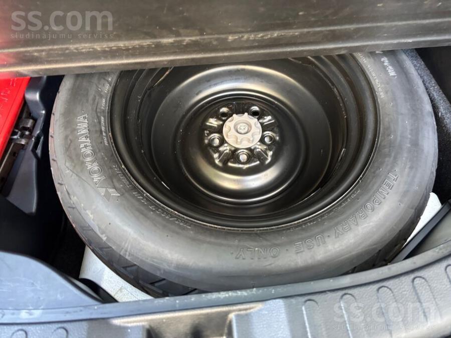 Sarkans Toyota RAV4 2016 Rīga, ar dzinēja tilpumu 2.00 L un nobraukumu 251 tūkst. km par 14260 €, foto 18 vietnē AUTOMOTO.COM.LV