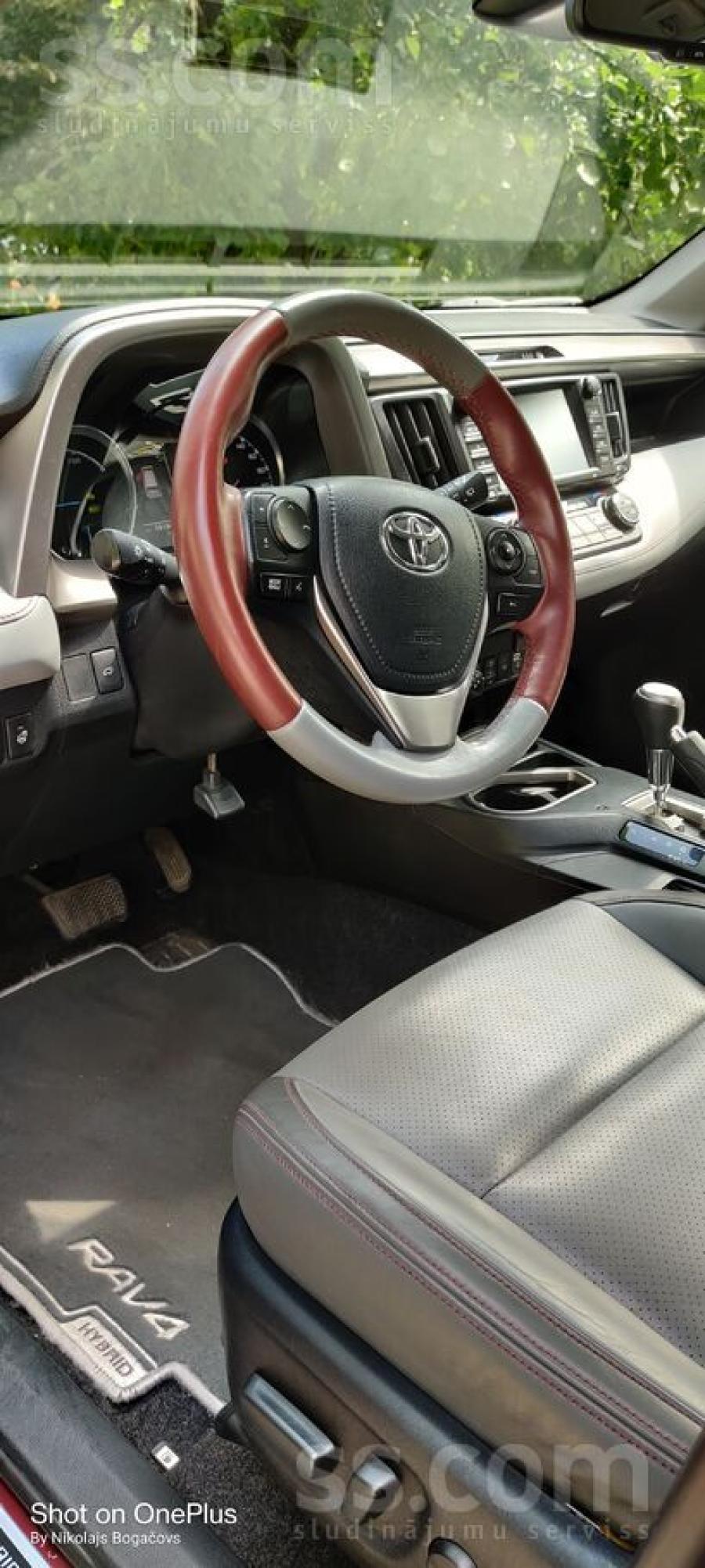 Sarkans Toyota RAV4 2016 Rīga, ar dzinēja tilpumu 2.50 L un nobraukumu 102 tūkst. km par 18800 €, foto 4 vietnē AUTOMOTO.COM.LV