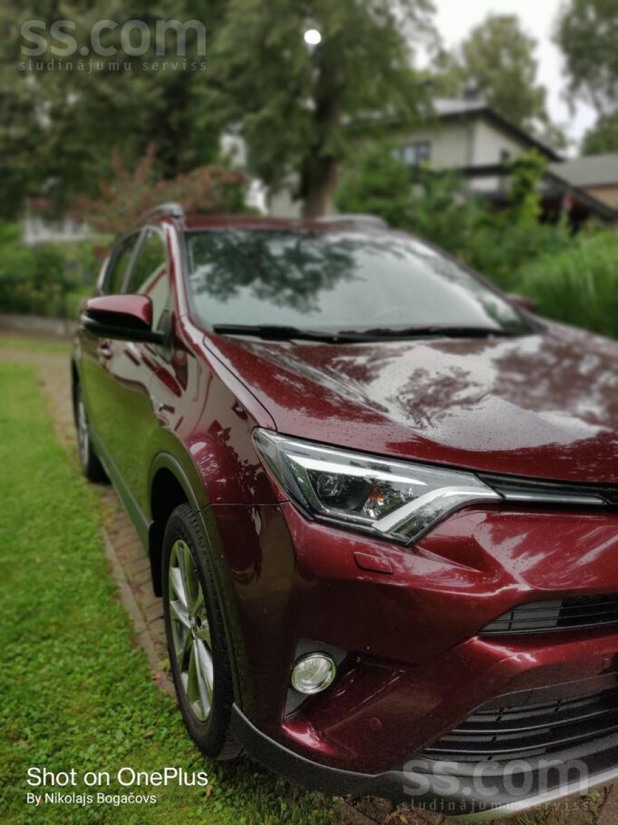 Sarkans Toyota RAV4 2016 Rīga, ar dzinēja tilpumu 2.50 L un nobraukumu 102 tūkst. km par 18800 €, foto 8 vietnē AUTOMOTO.COM.LV