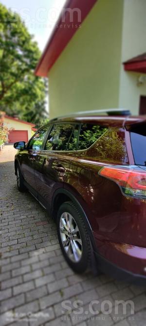 Sarkans Toyota RAV4 2016 Rīga, ar dzinēja tilpumu 2.50 L un nobraukumu 102 tūkst. km par 18800 €, foto 12 vietnē AUTOMOTO.COM.LV