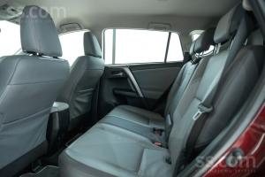 Sarkans Toyota RAV4 2016 Rīga, ar dzinēja tilpumu 2.50 L un nobraukumu 102 tūkst. km par 17900 €, foto 6 vietnē AUTOMOTO.COM.LV