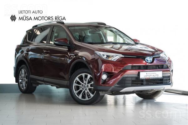 Toyota RAV4 2016 Rīga vietnē Sarkans Toyota RAV4 2016 Rīga, ar dzinēja tilpumu 2.50 L un nobraukumu 102 tūkst. km par 17900 €, foto 7 vietnē AUTOMOTO.COM.LV