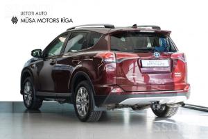 Sarkans Toyota RAV4 2016 Rīga, ar dzinēja tilpumu 2.50 L un nobraukumu 102 tūkst. km par 17900 €, foto 8 vietnē AUTOMOTO.COM.LV