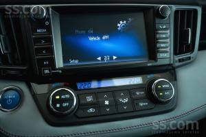 Sarkans Toyota RAV4 2016 Rīga, ar dzinēja tilpumu 2.50 L un nobraukumu 102 tūkst. km par 17900 €, foto 24 vietnē AUTOMOTO.COM.LV