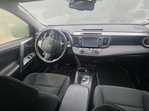 Sarkans Toyota RAV4 2016 Tauragė, ar dzinēja tilpumu 2.49 L un nobraukumu 301 tūkst. km par 7700 €, foto 8 vietnē AUTOMOTO.COM.LV