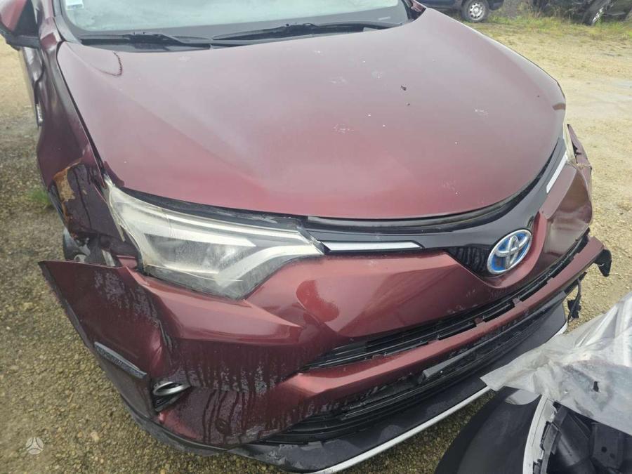 Sarkans Toyota RAV4 2016 Tauragė, ar dzinēja tilpumu 2.49 L un nobraukumu 301 tūkst. km par 7700 €, foto 10 vietnē AUTOMOTO.COM.LV