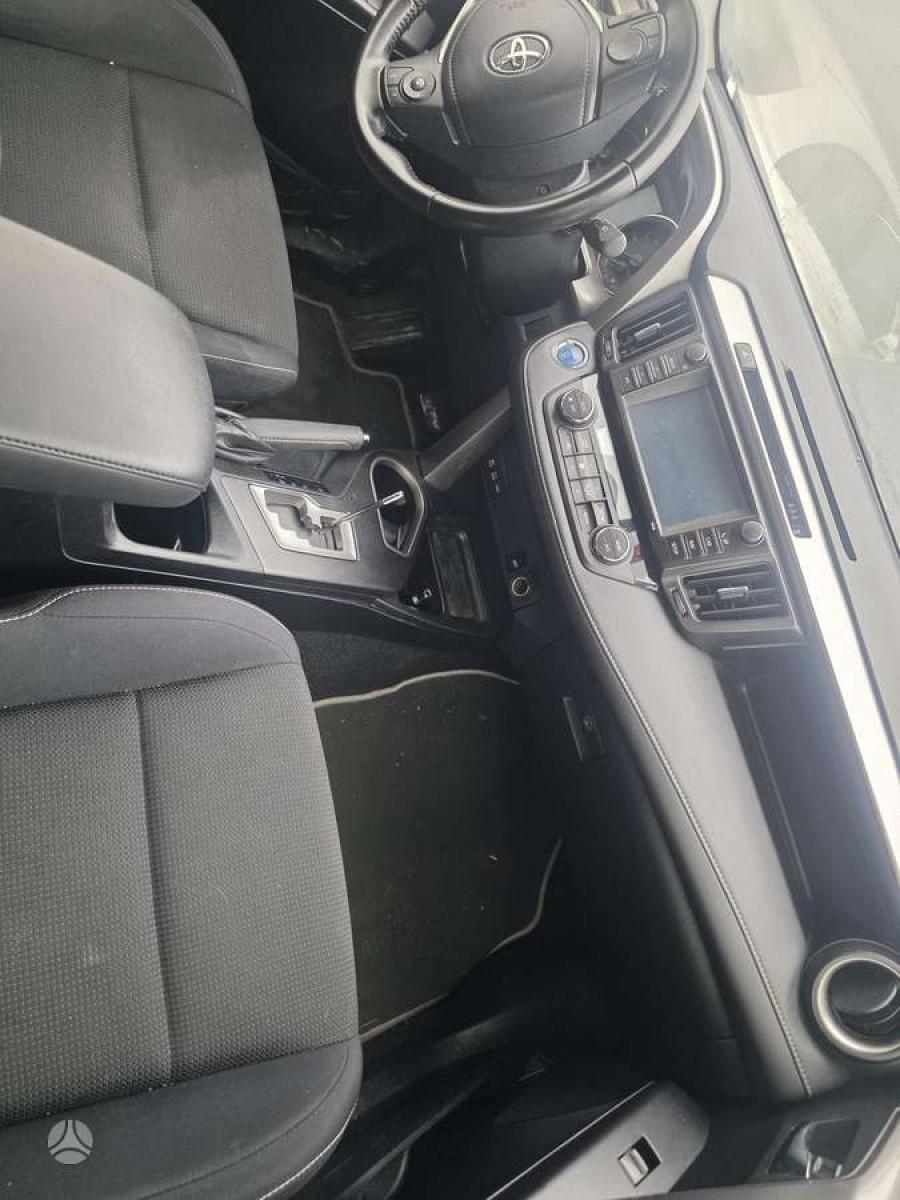 Sarkans Toyota RAV4 2016 Tauragė, ar dzinēja tilpumu 2.49 L un nobraukumu 301 tūkst. km par 7700 €, foto 12 vietnē AUTOMOTO.COM.LV