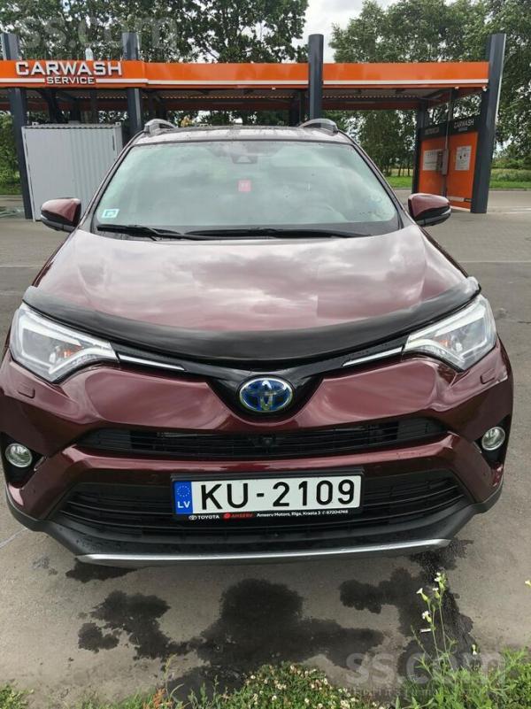 Sarkans Toyota RAV4 2017 Rīga, ar dzinēja tilpumu 2.50 L un nobraukumu 99 tūkst. km par 1000 €, foto 4 vietnē AUTOMOTO.COM.LV