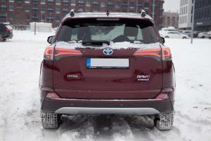Red Toyota RAV4 2017 in Vilnius, with an engine capacity of 2.49 L and mileage of 62 thousand km for 18900 €, photo 4 on AUTOMOTO.COM.LV