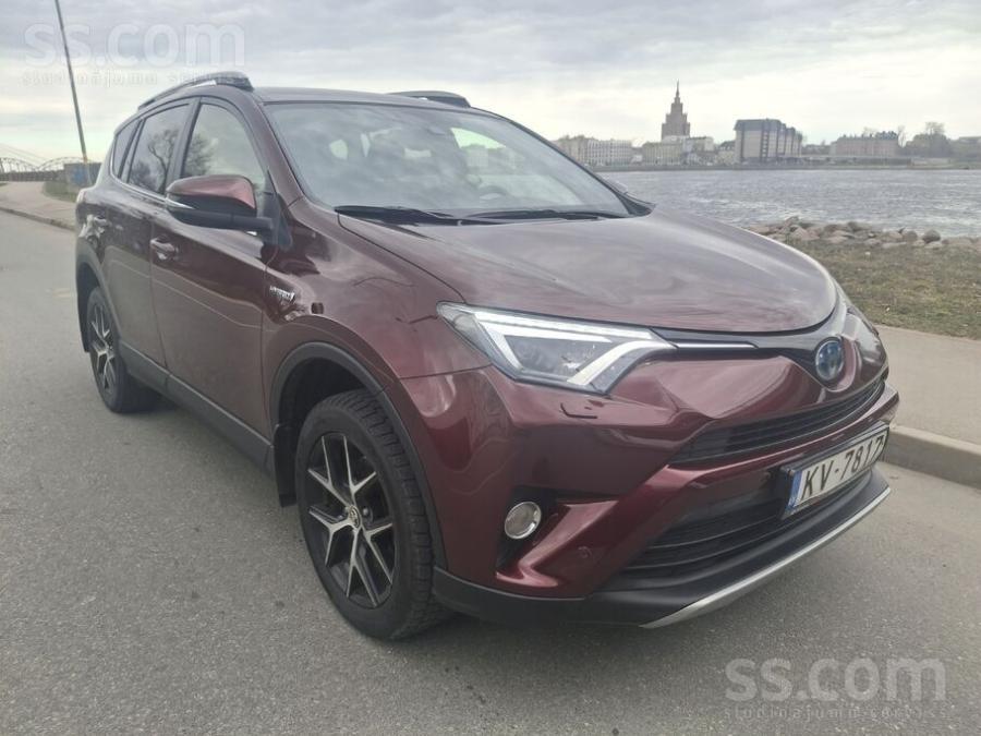 Sarkans Toyota RAV4 2017 Jūrmala, ar dzinēja tilpumu 2.50 L un nobraukumu 196 tūkst. km par 19800 €, foto 1 vietnē AUTOMOTO.COM.LV